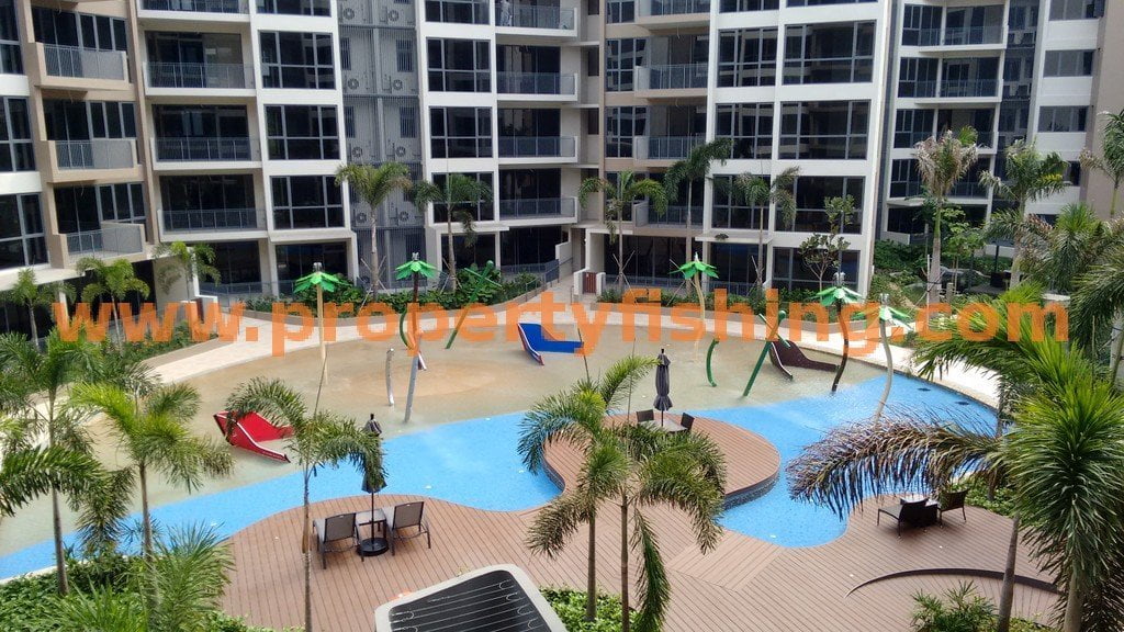 Palm Isles – Condo at Flora Drive, Just TOP – Property Fishing